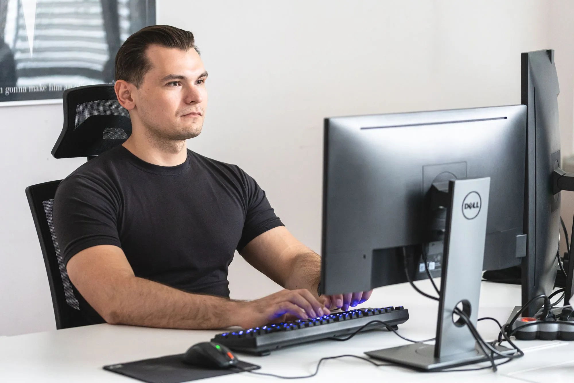 Cracking UnCrackable Android apps: step-by-step guide (part 2) | Mews ...